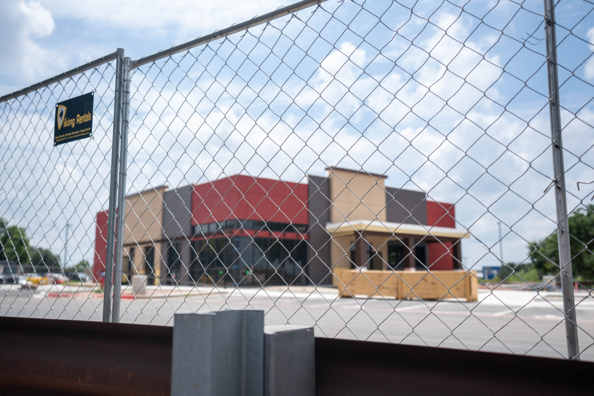 Outback Steakhouse set to open second Round Rock location - Shop The Rock
